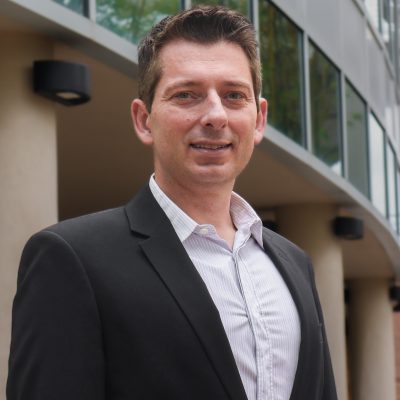 Dr. Damian Dechev – AREA67